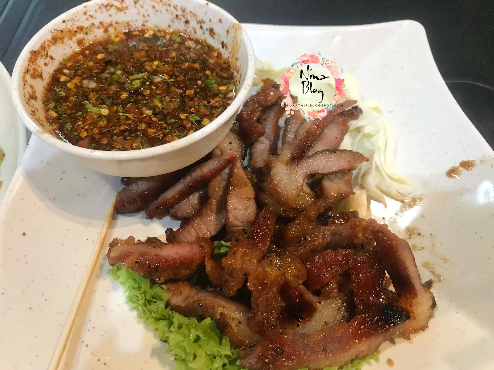 Daging Bakar Dannok Sedap Di Restoran Iwan Mee Udang Cafe, Kepala Batas ...