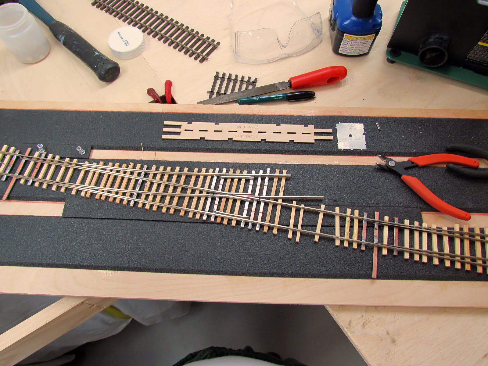 2-Rail O Scale Railroading: Staging Progresses