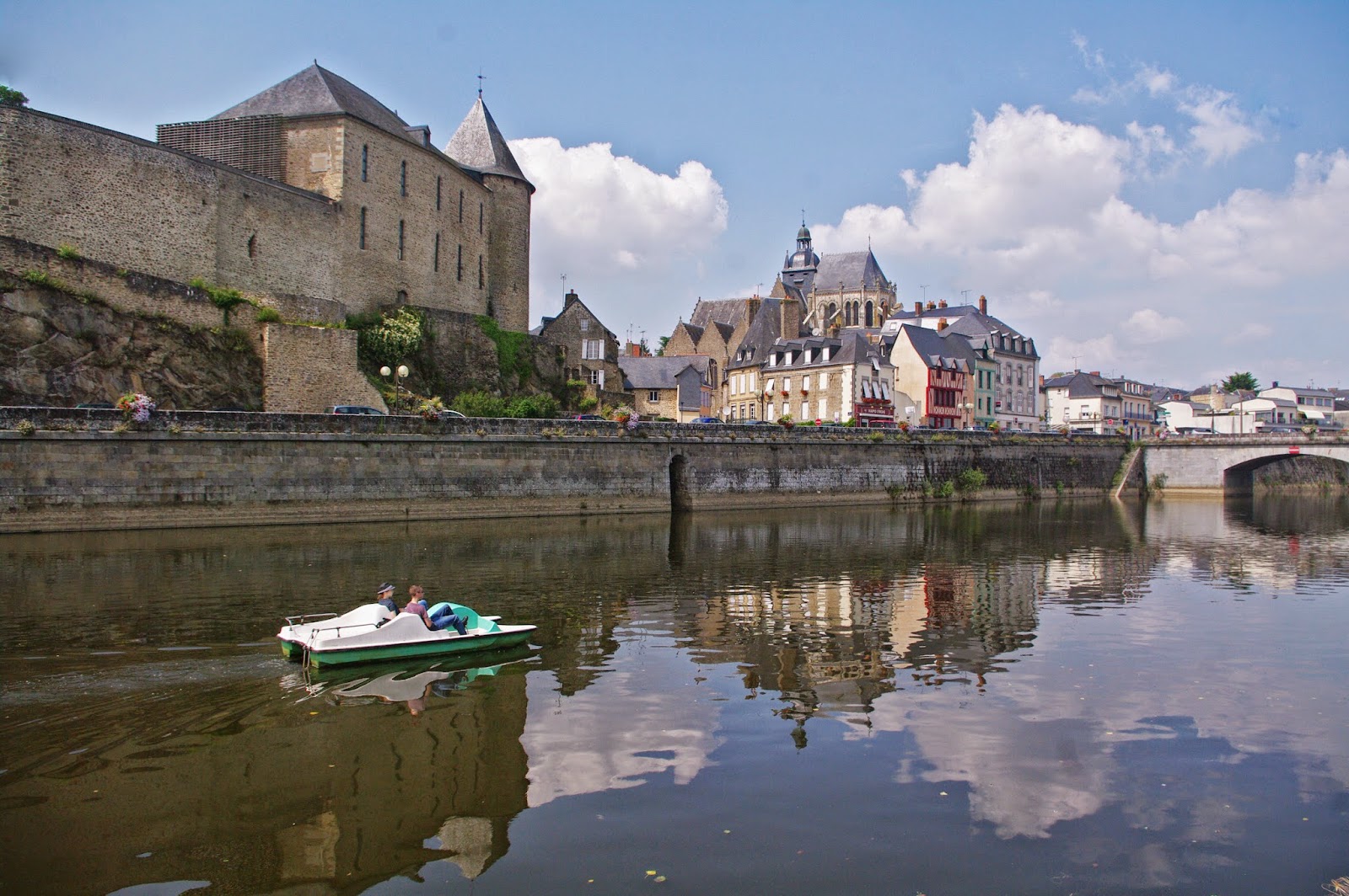 Images de France.: Découverte de la MAYENNE : MAYENNE.
