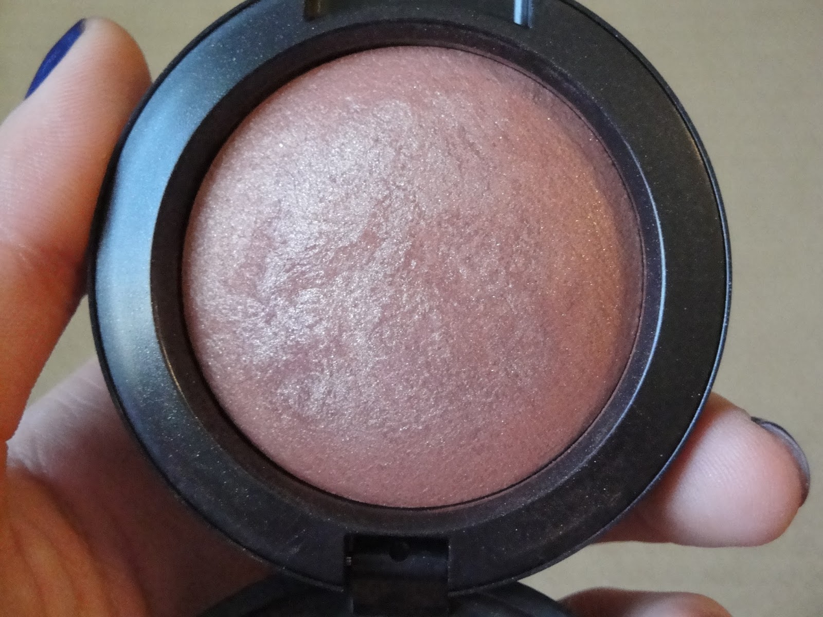 Lifestyle and Beauty Through the Eyes of a Makeup Addict: Mac Love Joy Mineralize Blush Review ...
