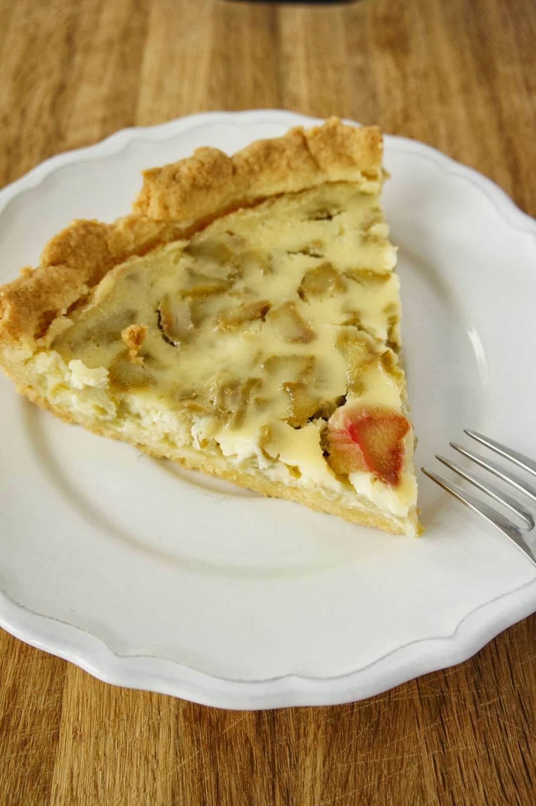 Pieliekamais: Rabarberu pīrāgs no saldētiem rabarberiem