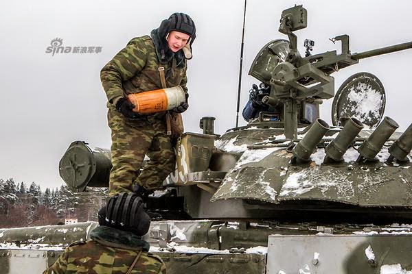 Asian Defence News: Russia's 4th Guard Tank Division conduct training ...