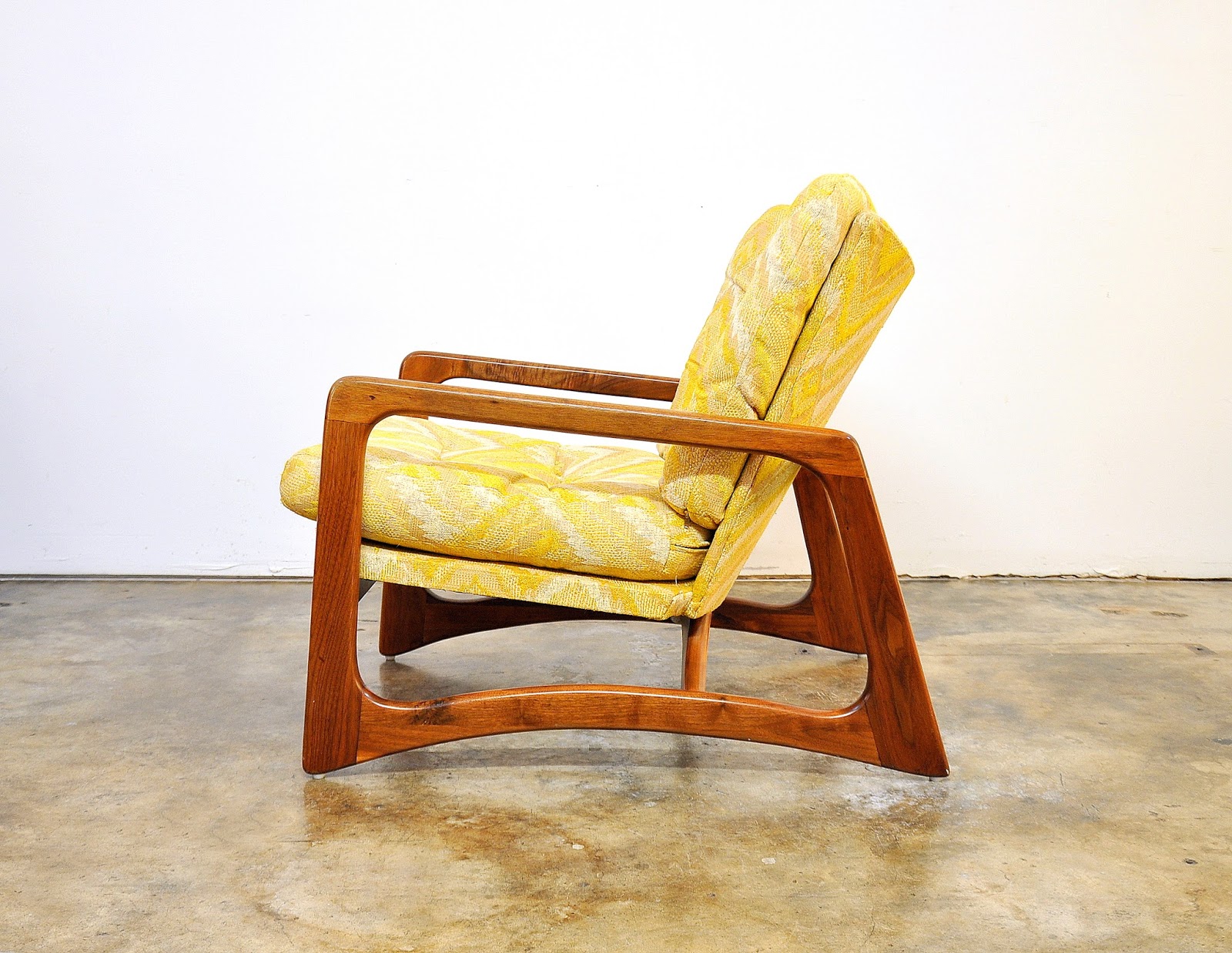 SELECT MODERN: Adrian Pearsall for Craft Associates 2466-C Lounge Chair