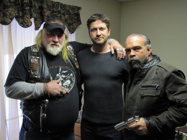 レッドスクウェア 錦糸町 ロシアンクラブ : 『マシンガン・プリーチャー』南スーダンの子どもたち