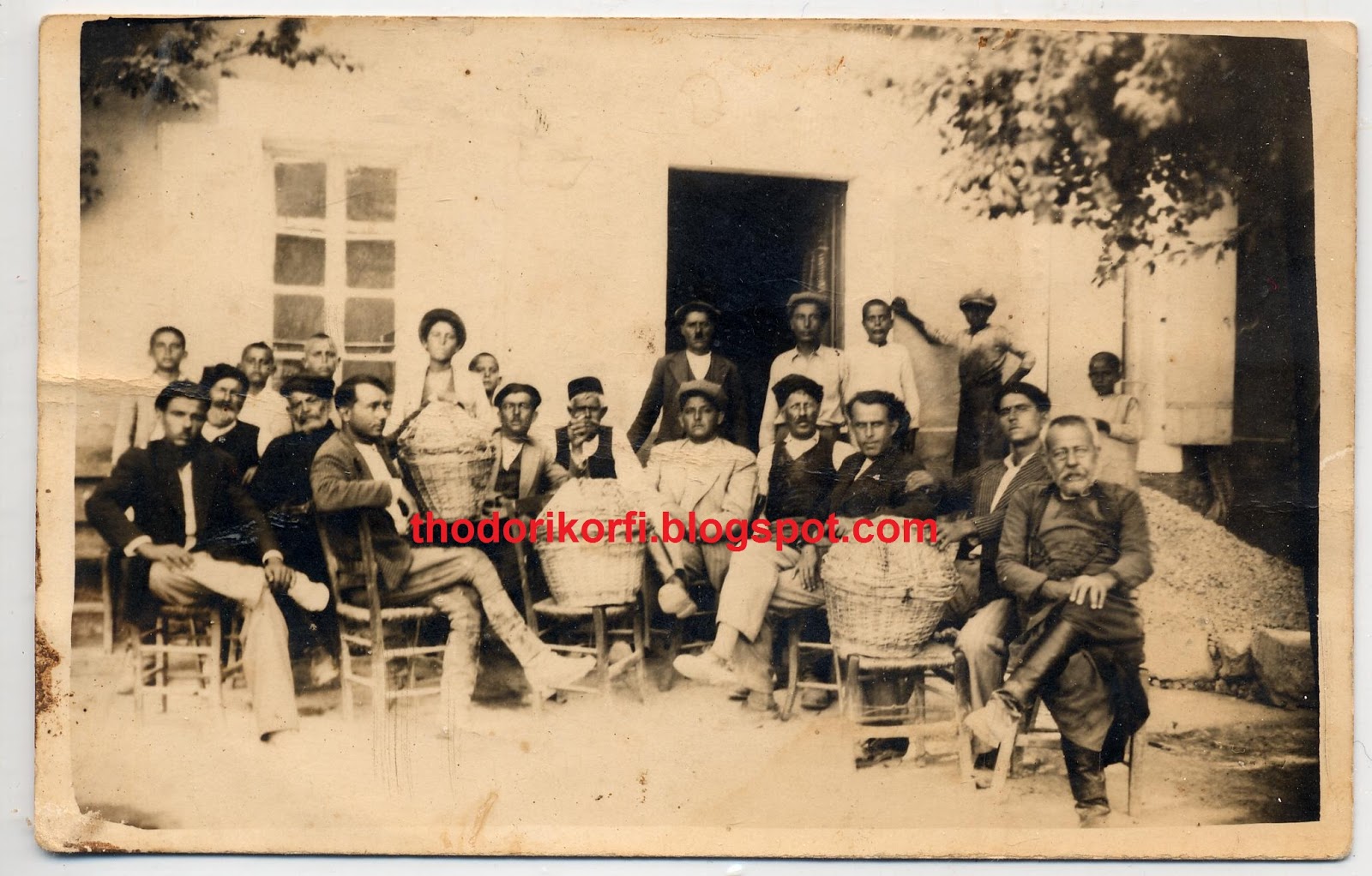 ΜΑΔΑΡΑ: ΤΙ ΝΑ ΠΕΡΙΕΧΟΥΝ ΤΑ ΚΟΦΙΝΙΑ