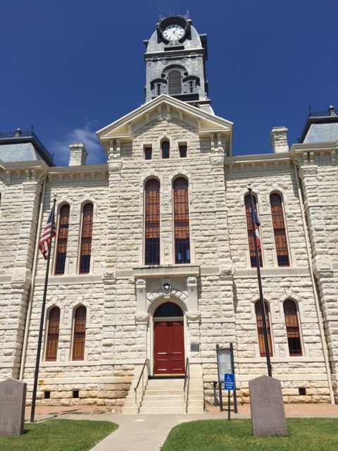 The Travelling Toe: Hood County Courthouse in Granbury, TX