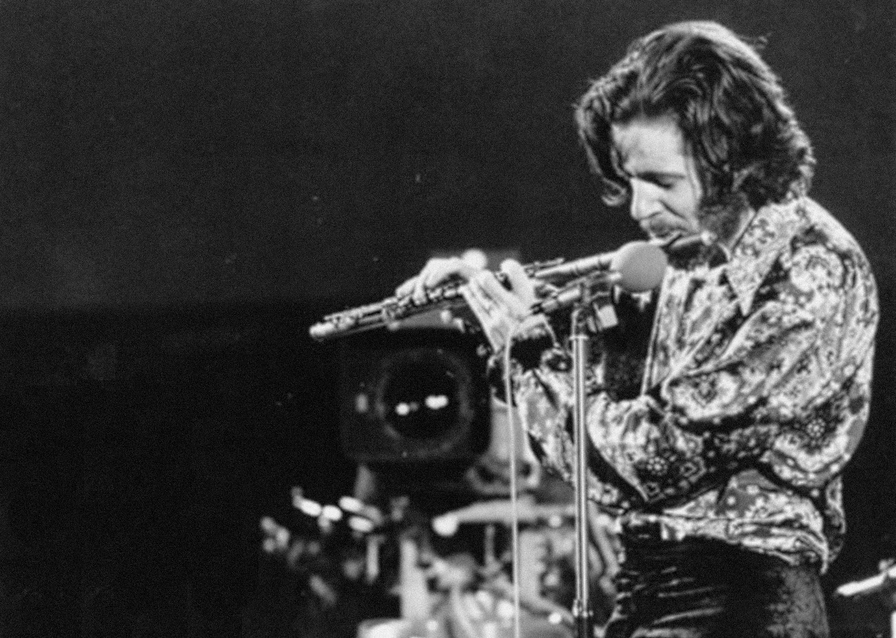 Different Perspectives In My Room...!: ASSOCIATION P.C + JEREMY STEIG ...