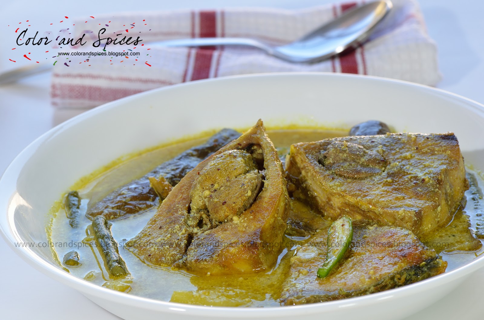 Color and Spices: Ilish macher jhol....Hilsa with vegetables..