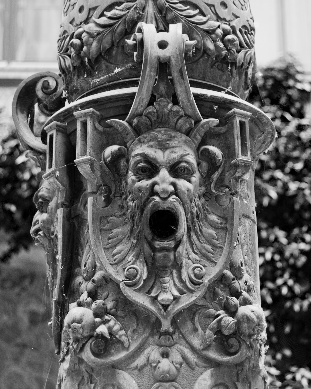 Fantastic Dreams of Pamela K. Kinney: Supernatural Friday: Legends ...