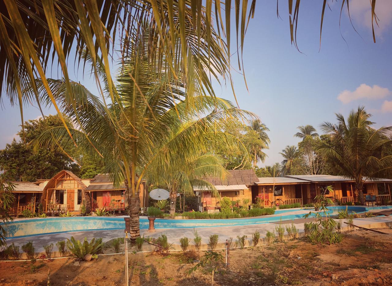 Hello Bintan Beach Cottages - Menghabiskan Akhir Pekan di Pinggir ...