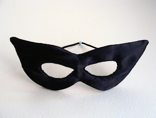 "Made By Michelle" Store: Etsy Sale: Black Eye Mask