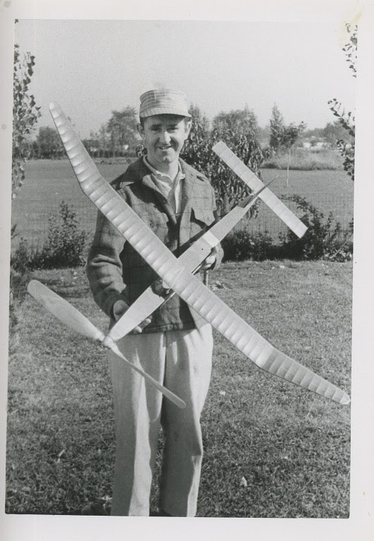 The Building Board: Photos from George Reich's album