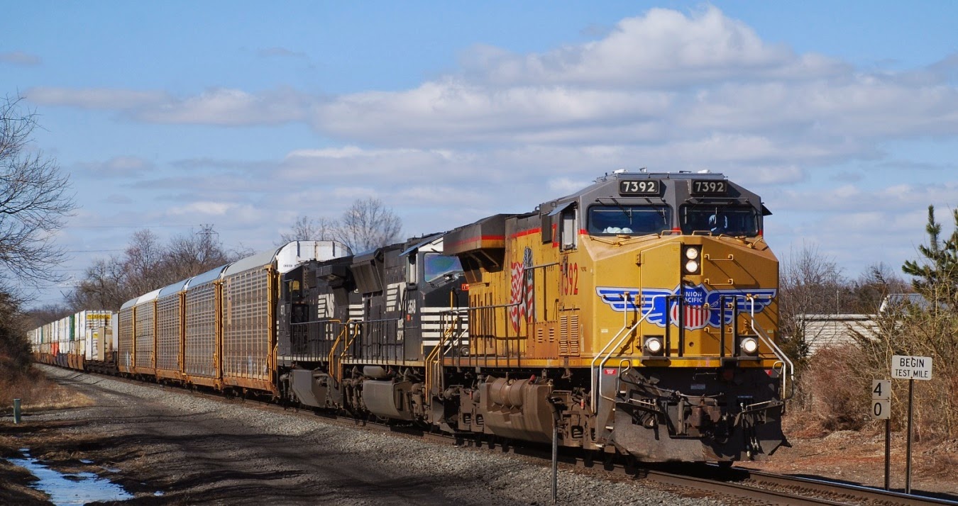 The Big Little Railroad Shop: Before the Blue Unit circus train passed ...