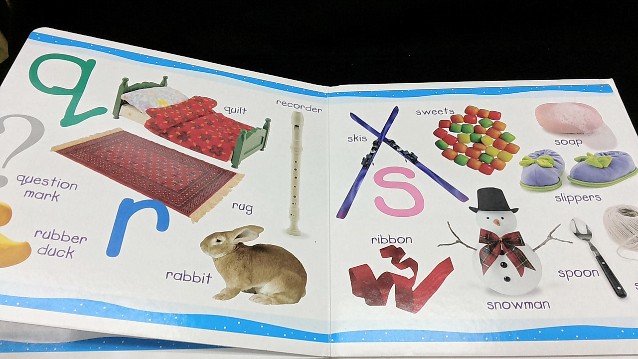 Kid Books Blog: 447.My first word book ABC / Out and About