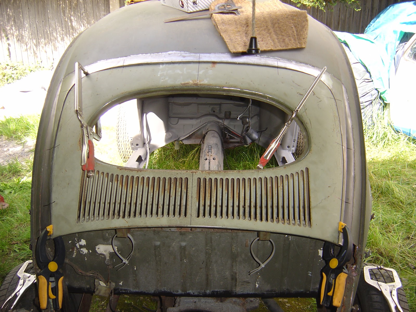 Mally's Random Ramblings: Oval window conversion for your Baja, sir?