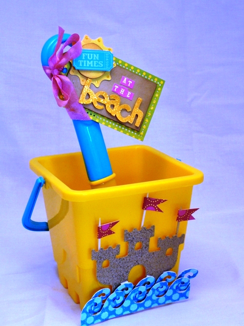 Totally Scrap Addicted: Beach Bucket! - Weekly Cricut Challenge