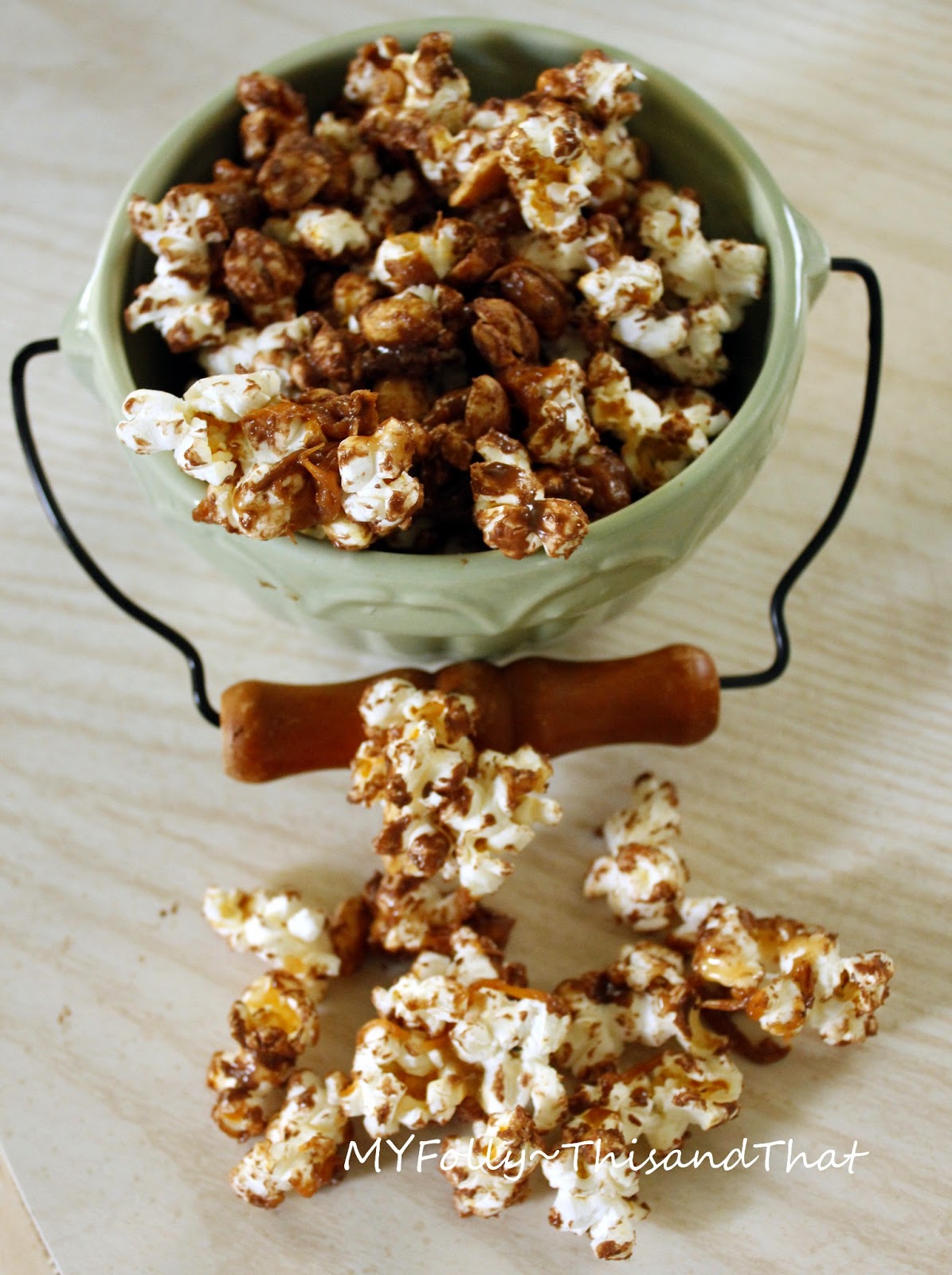 This and that: Peanut Butter Chocolate Caramel Corn