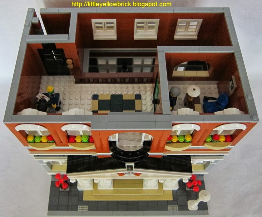 Little Yellow Brick - A Lego Blog: Our 16th Lego Project - 10224 Town Hall