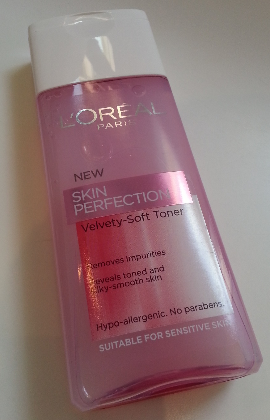 Pie's Eyes & Other Sparkly Stories...: L'Oreal Skin Perfection Velvety ...
