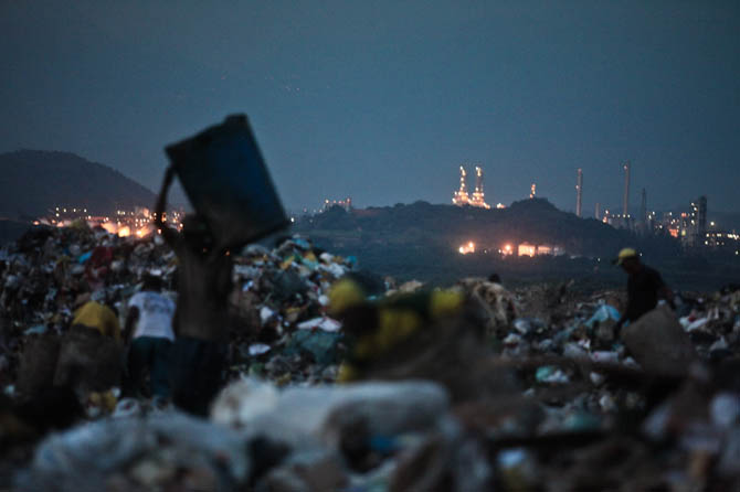 Educação, Cultura, Política e Curiosidades: Apesar de fechado, Gramacho ...