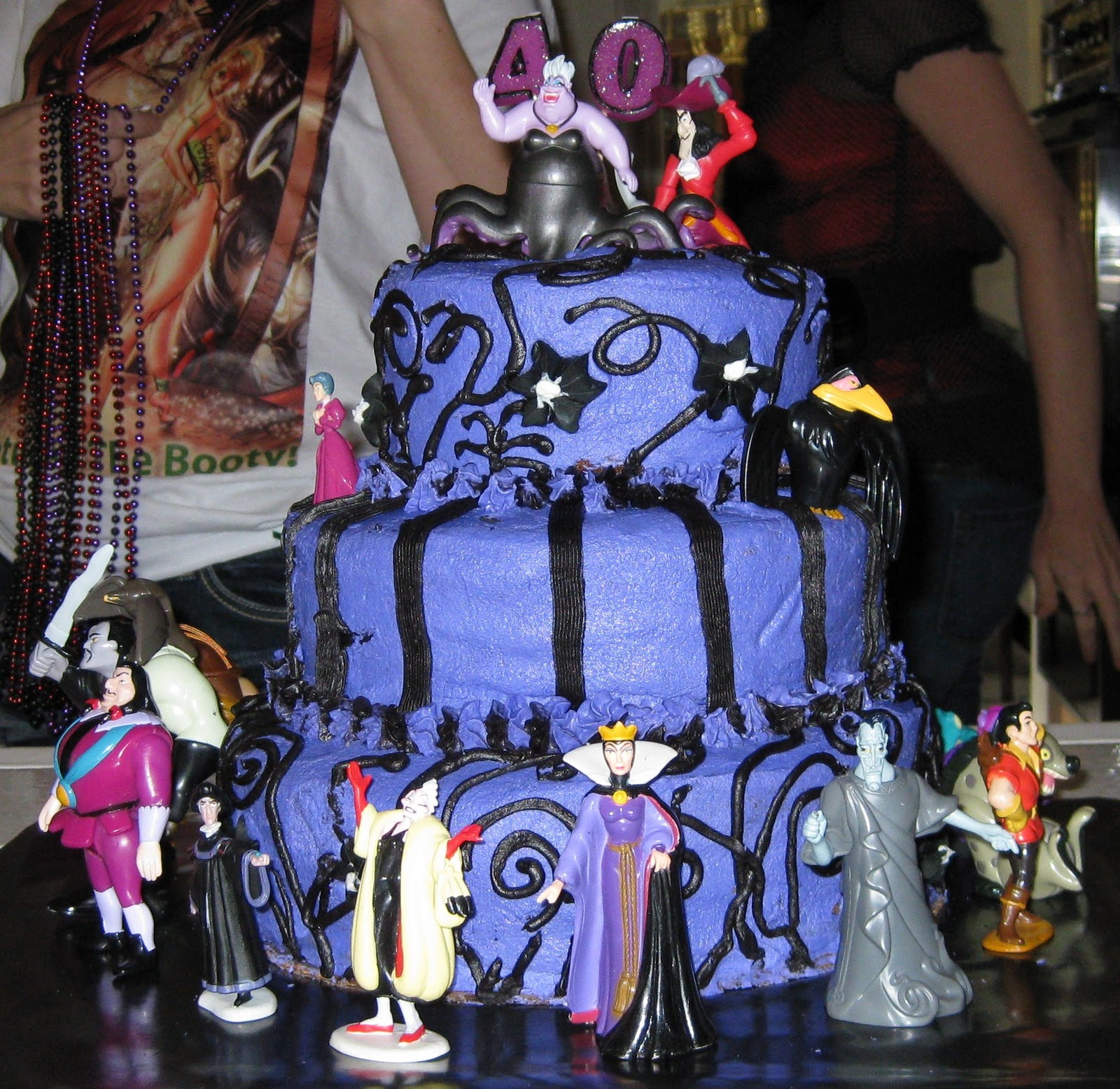 C&J Adventures in Cupcaking: Disney Villains Cake.