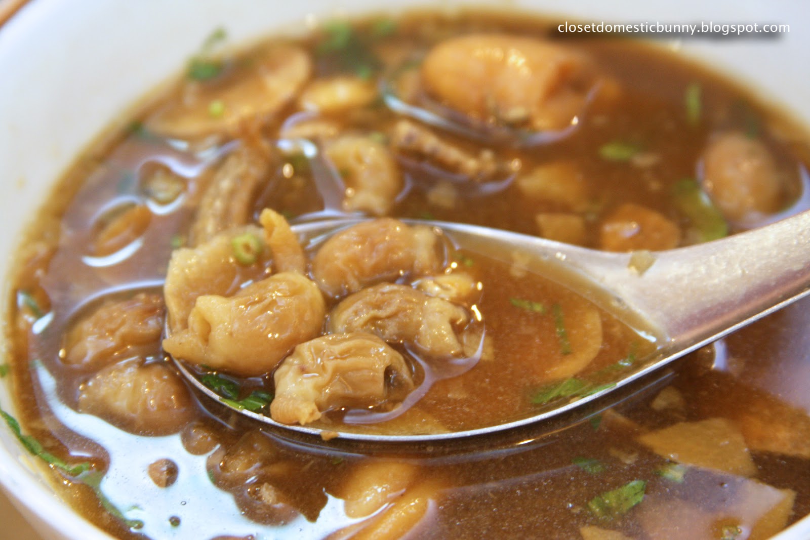 cooking. eating. carousing.: swikee gris kodok goreng tepung