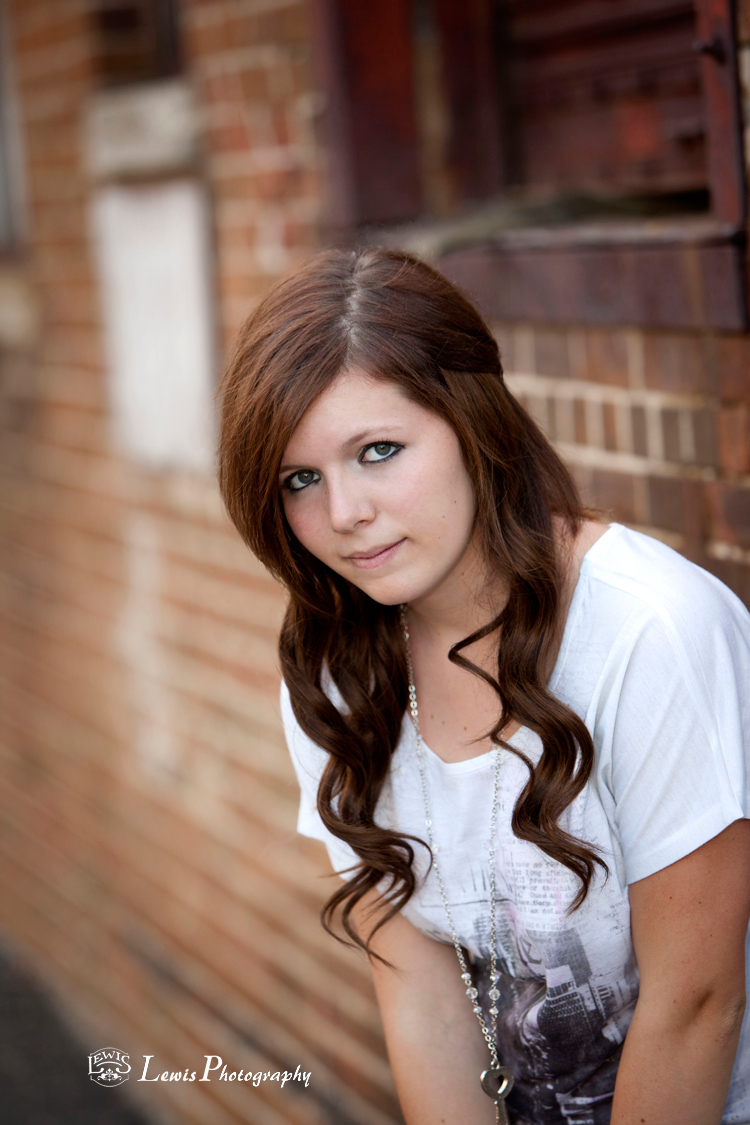 Lewis Photography: Kaylee - Oregon High School Senior Portrait - Lewis ...