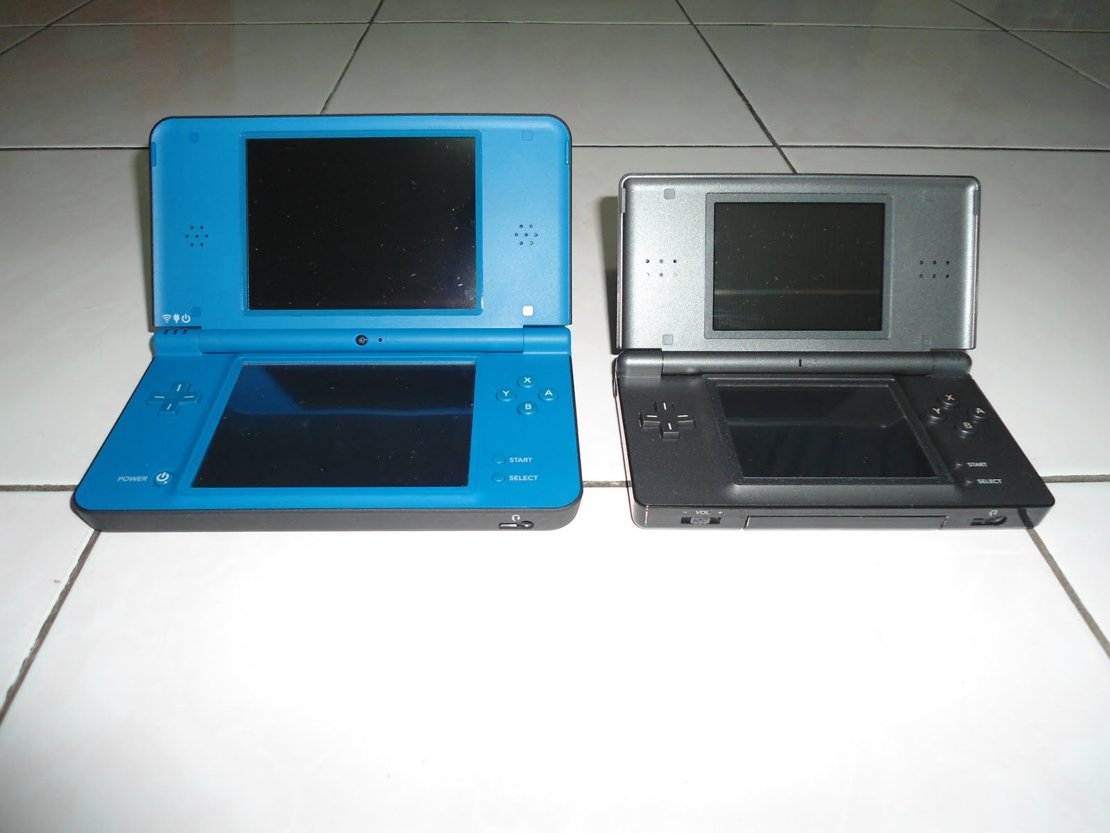 mY neW toY... niNtenDo dSi xL...