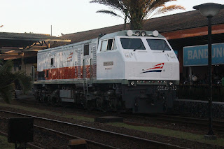 Info Perkeretaapian Indonesia dan Dunia: CC 203