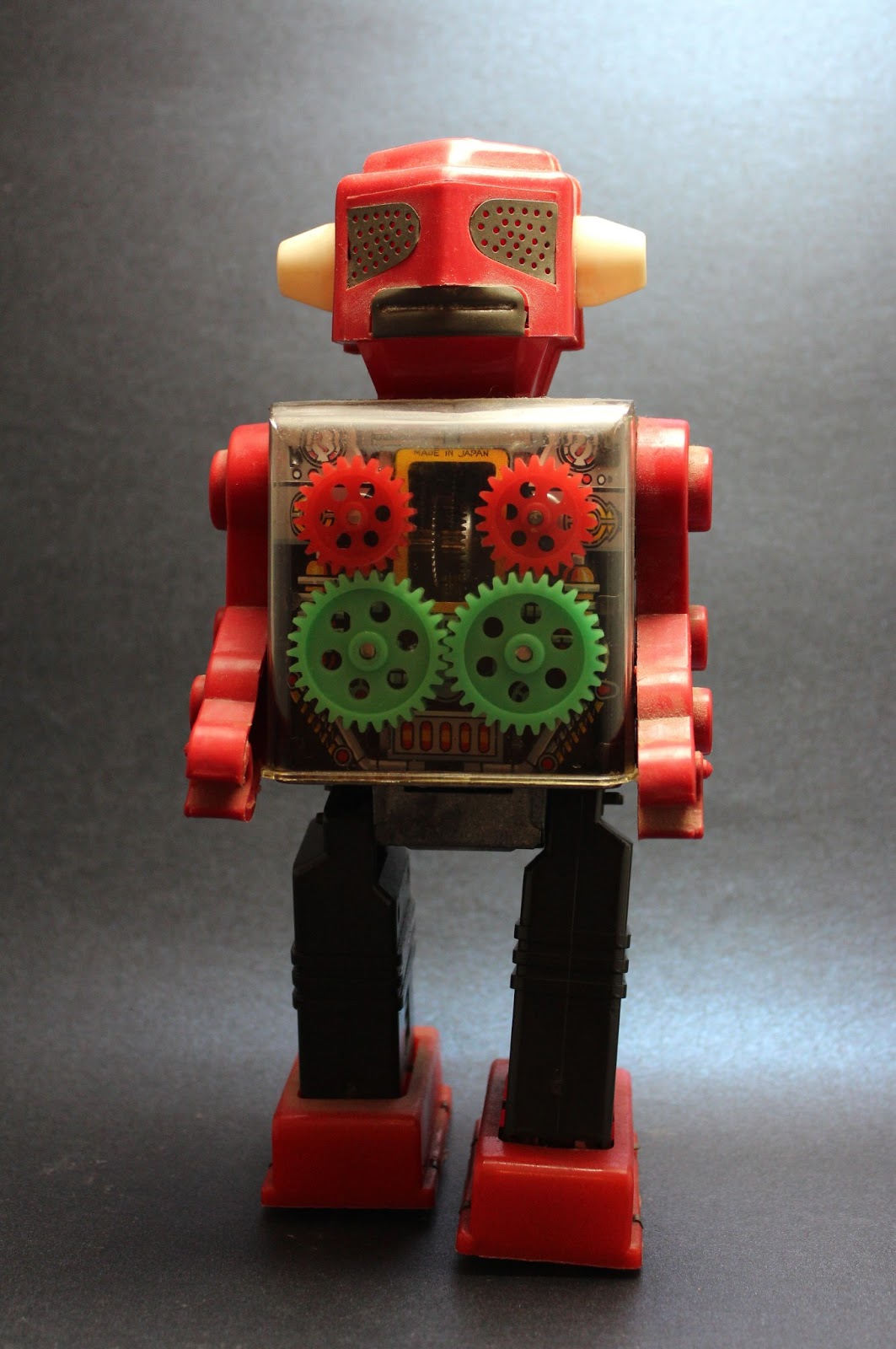 Geoff's Superheroes, Space and other incredible Toys: Bug-eyed robot