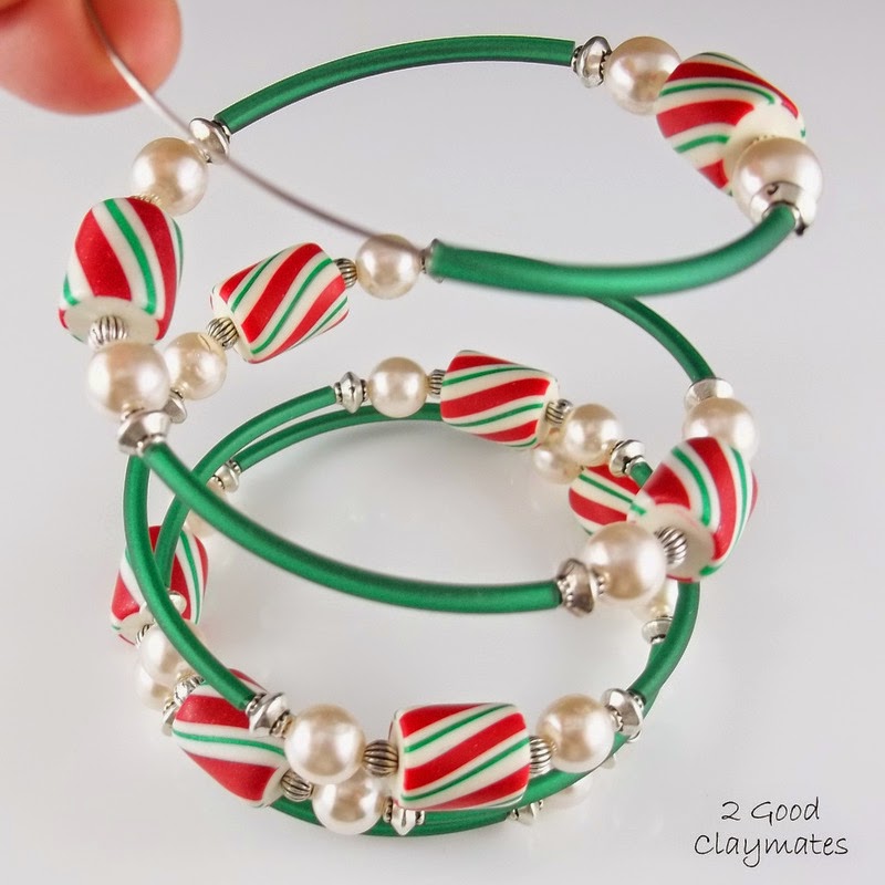 2 Good Claymates: Memory Wire Bracelet Tutorial