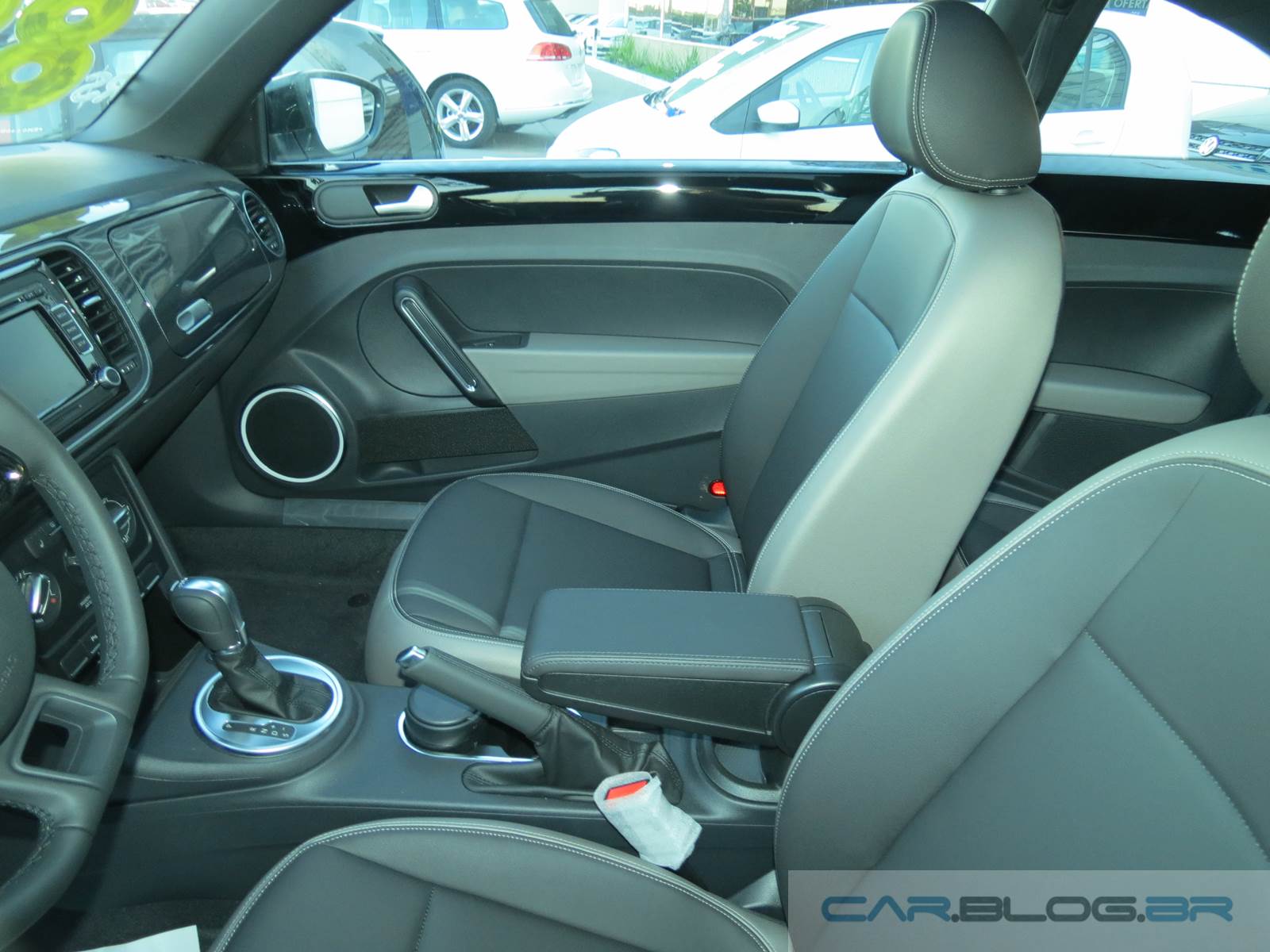 Novo Fusca básico tem desconto de mais de R$ 5.000 reais