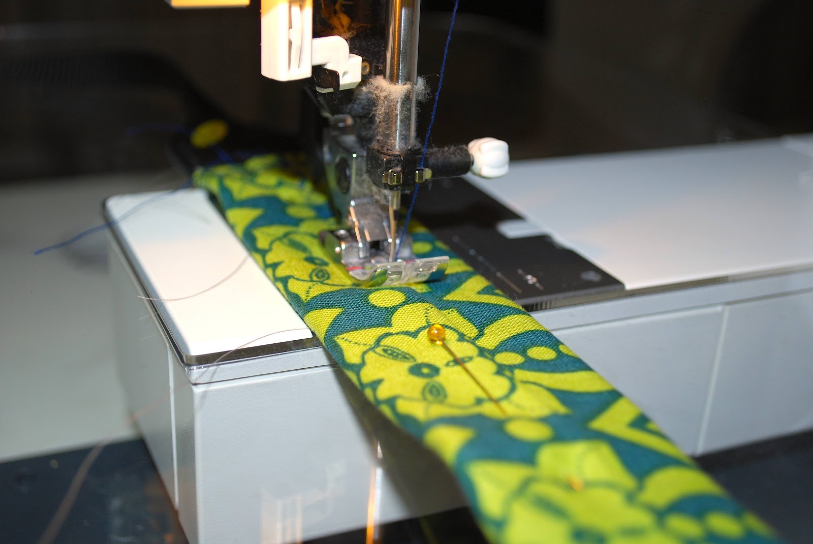 City Stitches: Camera Strap Tutorial