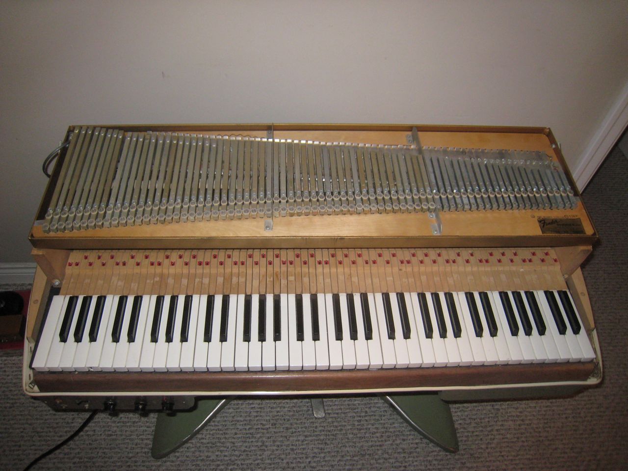 MATRIXSYNTH: 1969 Fender Rhodes Student Piano.. "Jetsons" Model..