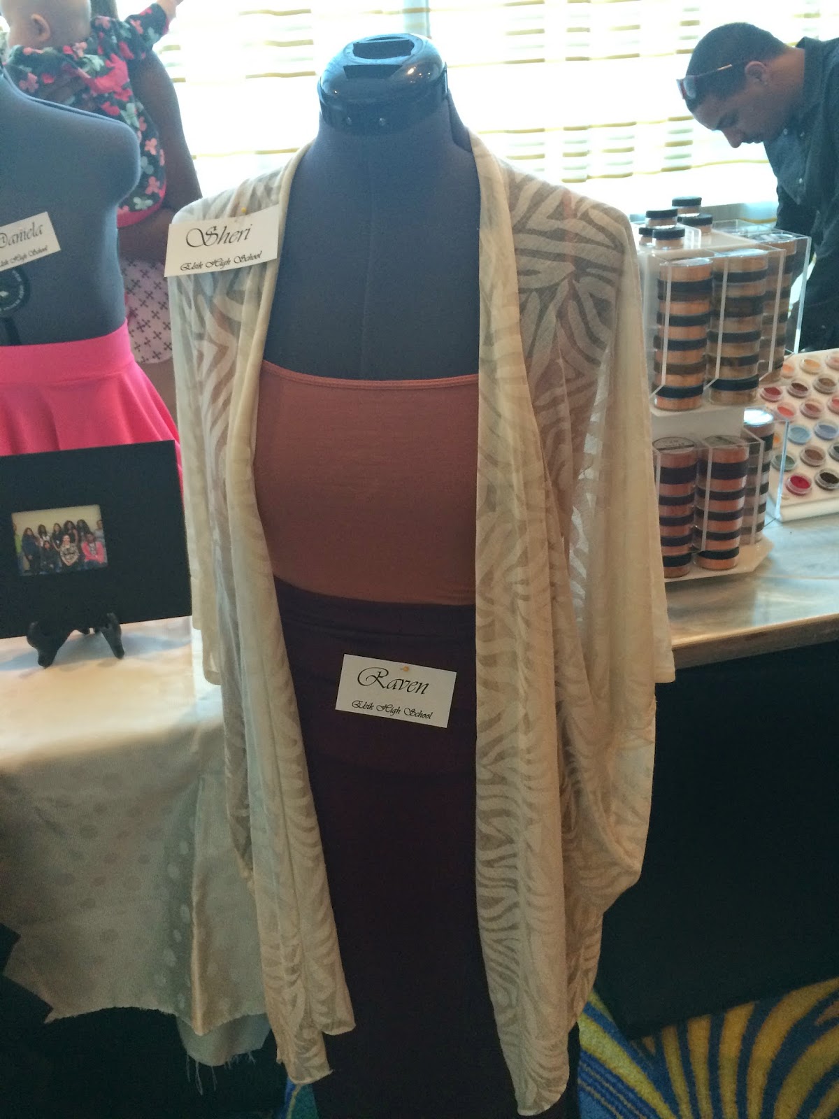 Fashion Mixer-Behind the scences of the 2015 Sewing Contest/Fashion ...