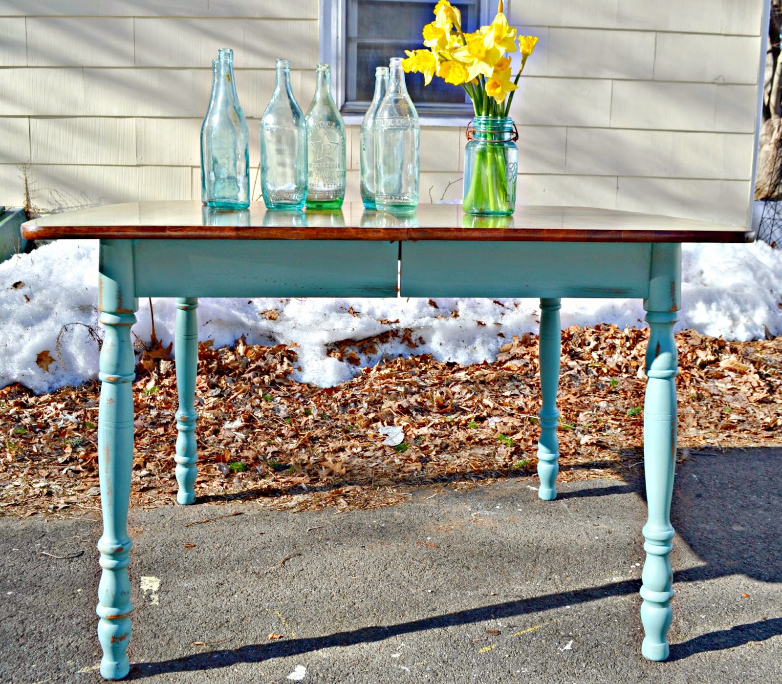 Heir and Space: A Maple Cottage Dining Table