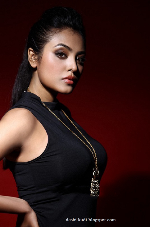 INDIAN BEAUTIES: PINKY SARKAR (MEENAKSHI)