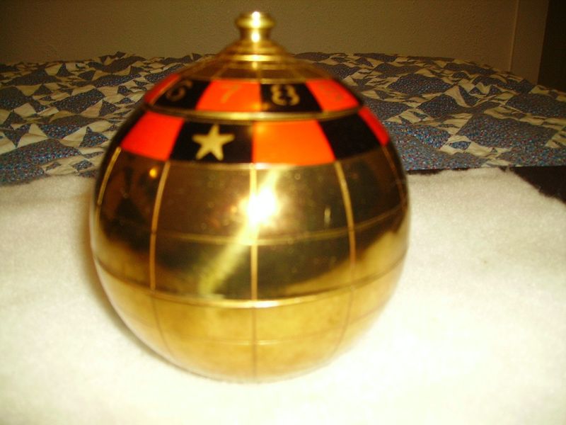 Dave's Mid Century Stuff: Smoking Accessories as a Decorating Tool: Yes ...