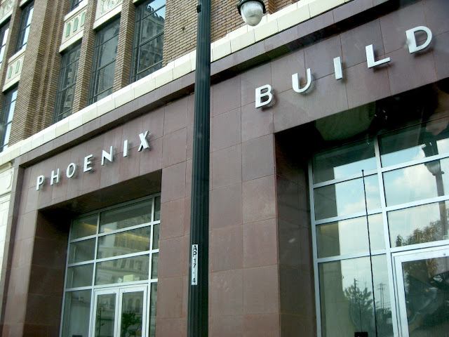 Quirky Vistas: Back Alley Inspiration