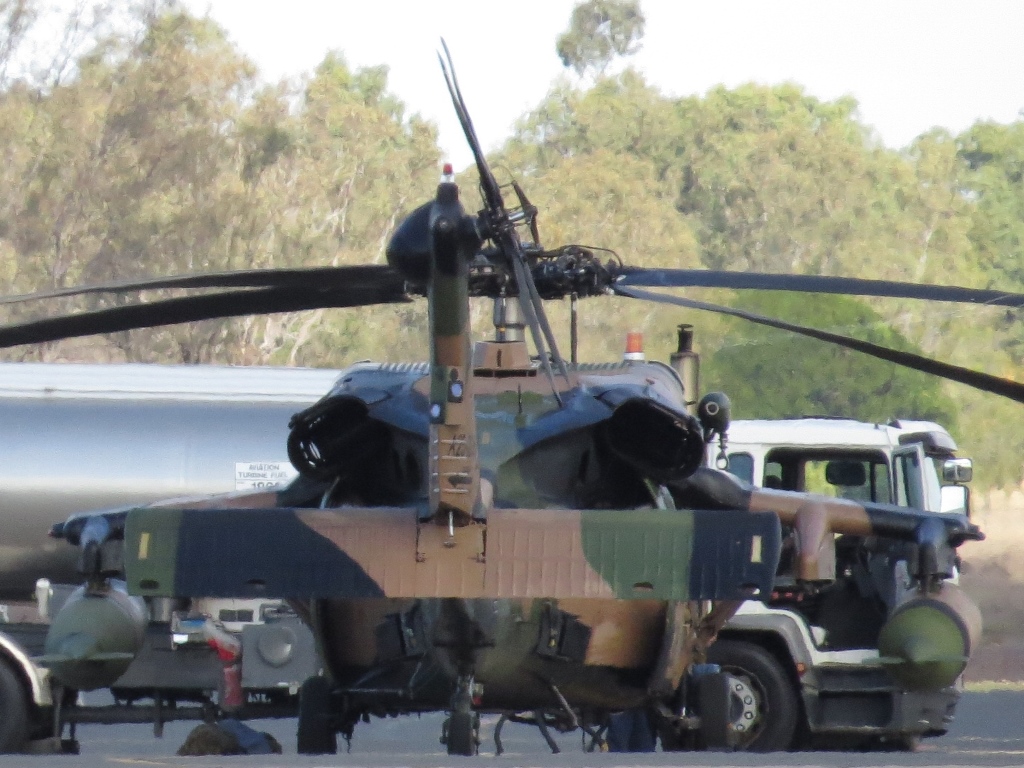 Central Queensland Plane Spotting: A Trio of Australian Army Blackhawk ...