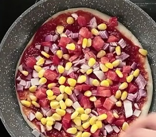 How to make Street Style Pizza at Home | Step by Step Vegetarian ...