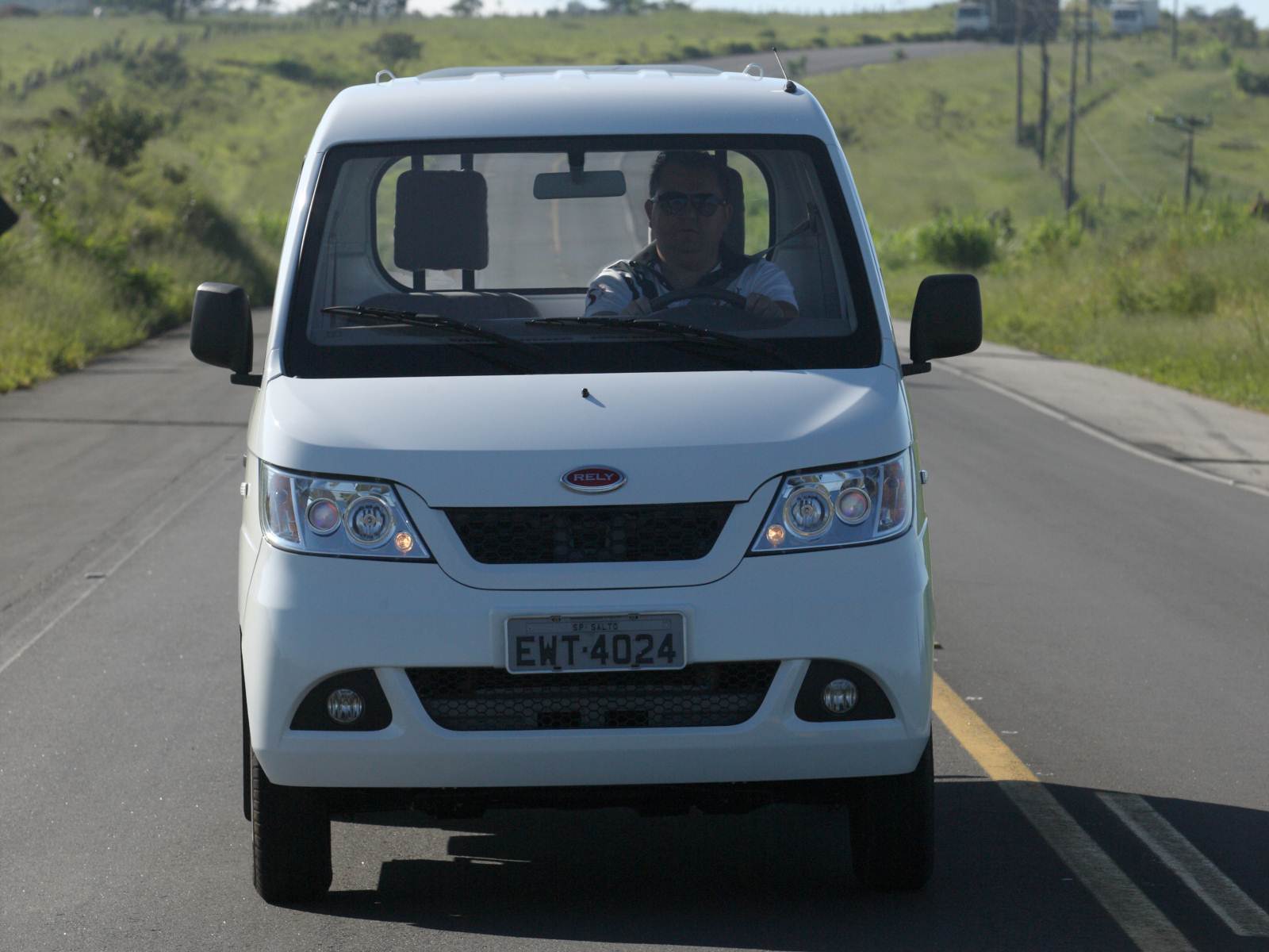 Chery Rely Pick-Up 1.0 - fotos, preço e especificações