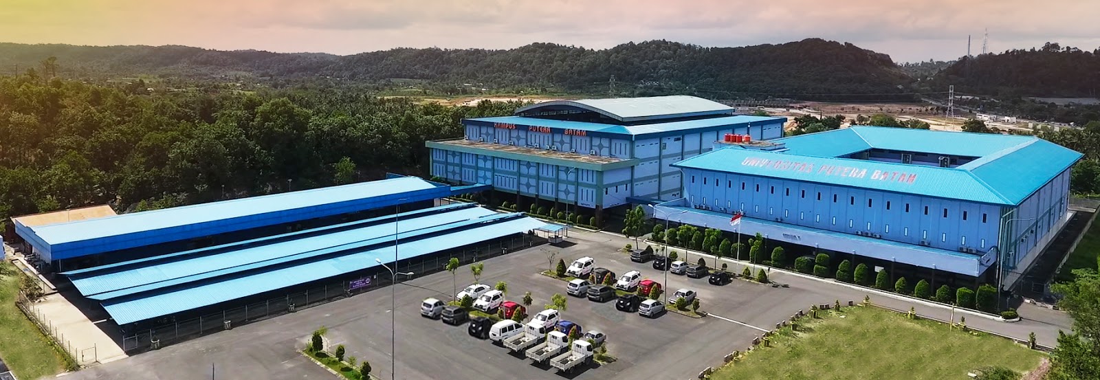 LOGO UNIVERSITAS PUTERA BATAM - Nova Grafis