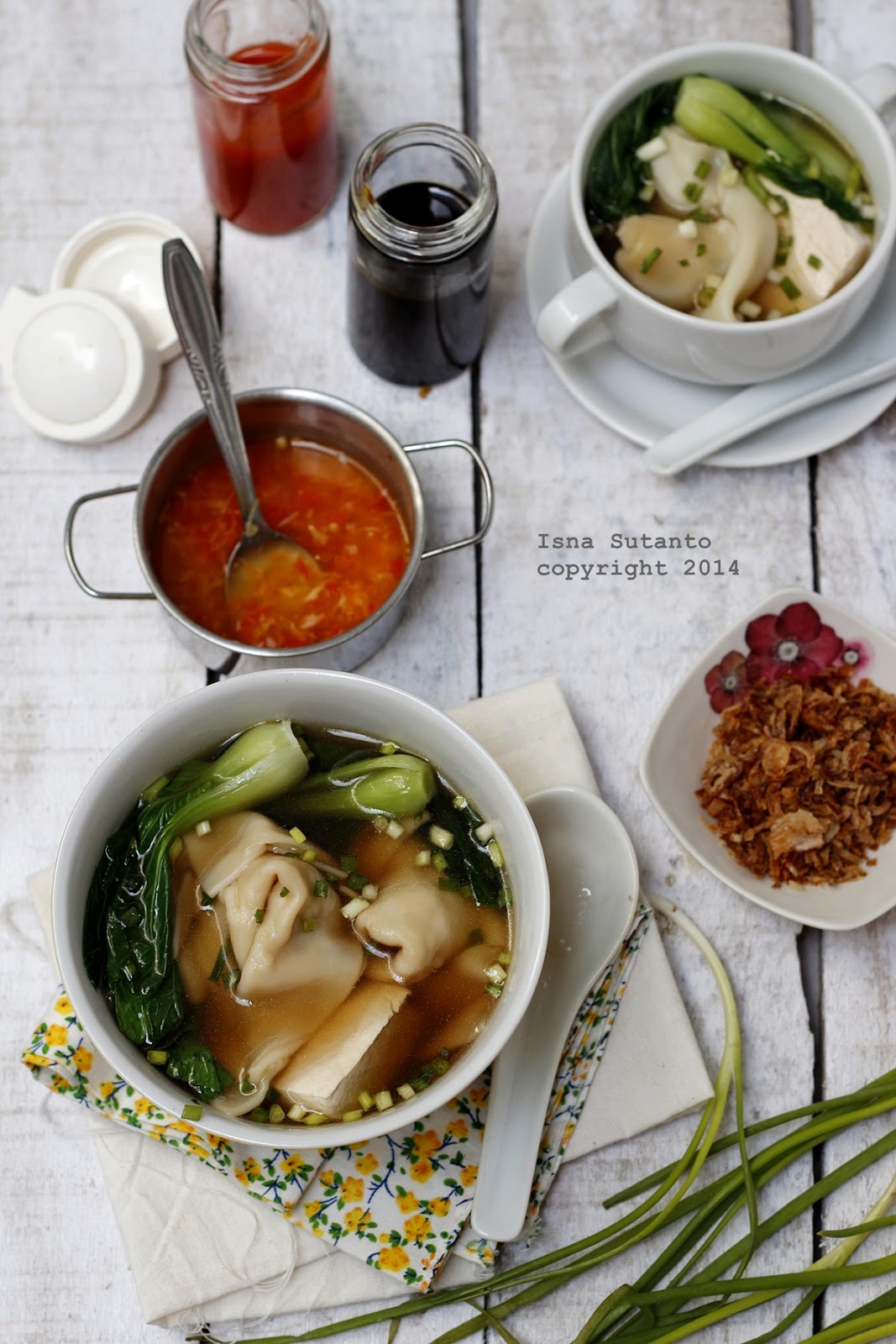 Coba-Coba Yuk.....: WONTON SOUP/PANGSIT REBUS
