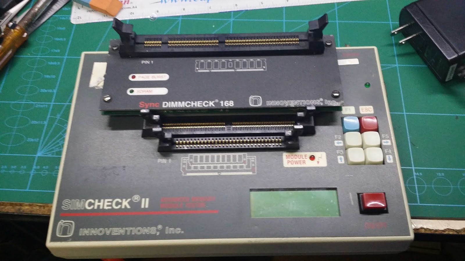 O pior do meu mau humor: Nova ferramenta do Tabajara: SimCheck II Plus