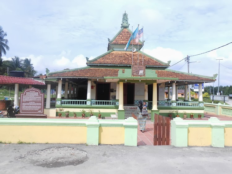 SENI LAMA MELAYU (MALAY OLDEN ART): Masjid (Mosque of) Air Barok, Jasin