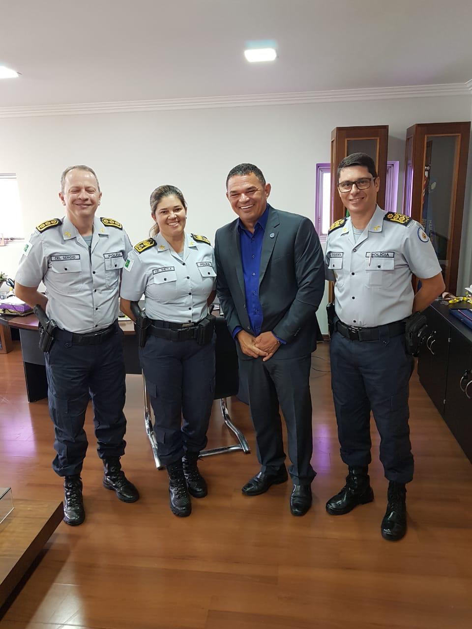 DF INFORMADO: Coronel Sheyla para Hermeto: "Não sou contra a redução ...