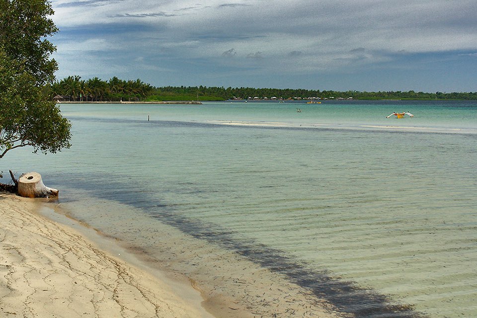 Tara Na!: Tondol Beach (The Boracay of the North)