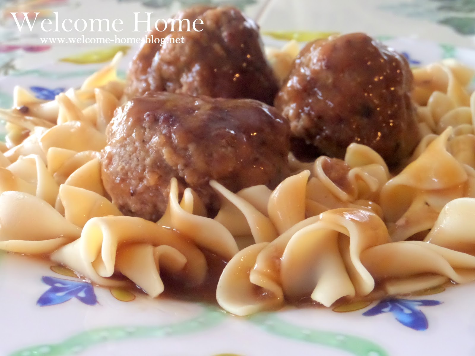 Welcome Home Blog: Smothered Meatballs and Gravy