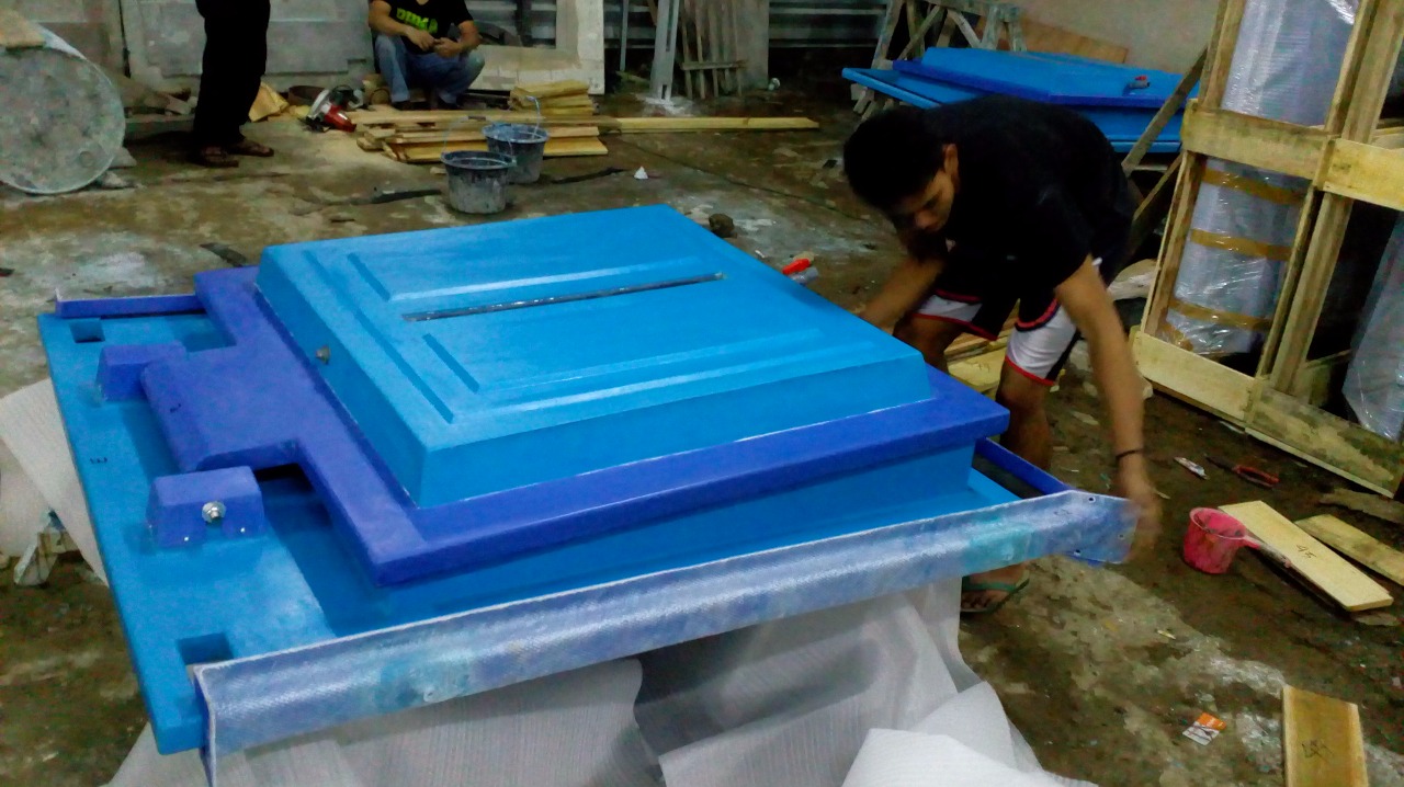 Pintu Air Otomatis | Adjienyoman Fiberglass Production
